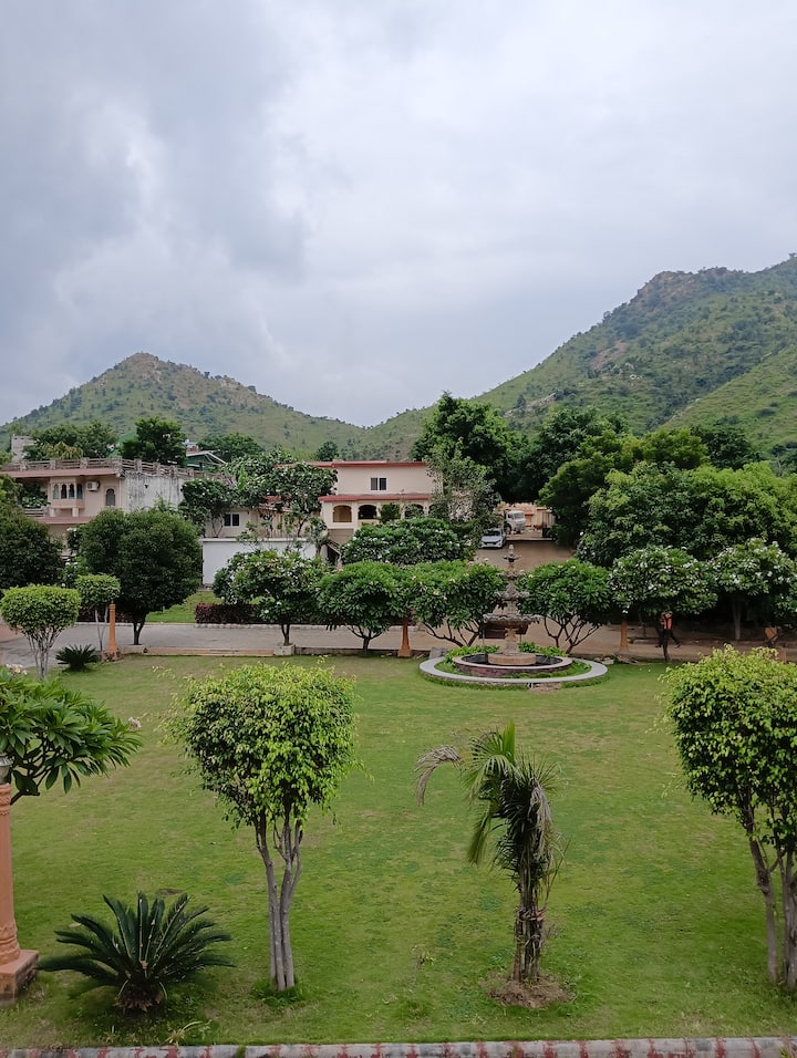 Aurum Aravali 2bdr Suite Wd Pool & Resto In Resort - Udaipur