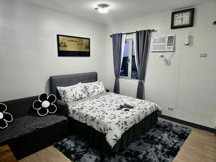 Poolside Suite At Smdc Park Residence - Biñan