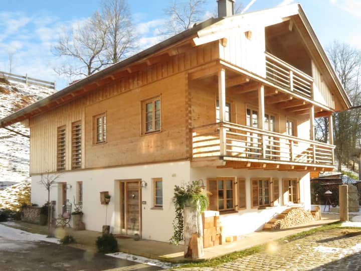 Die Kleine Feine Wohnung  In Absoluter Ruhelage - Lenggries
