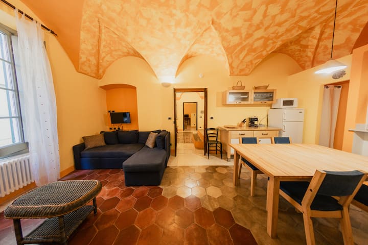 Le Case In Pietra Finalborgo - Finale Ligure