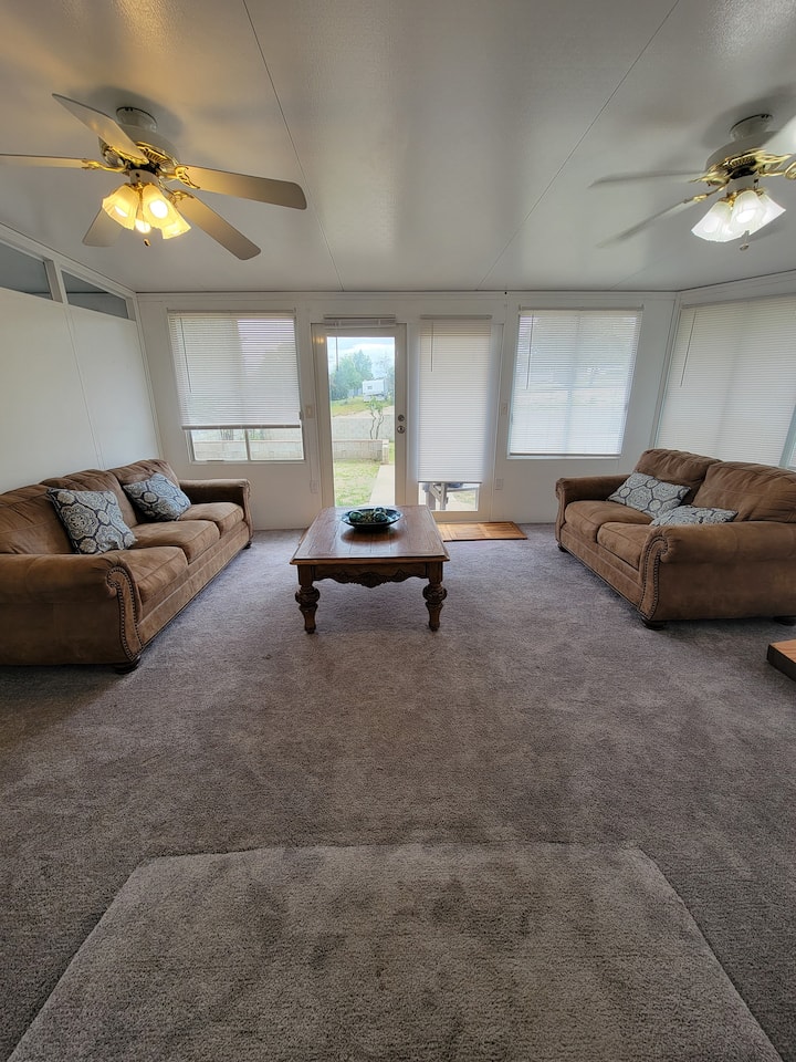 Cherry Valley Villa - Beaumont, CA