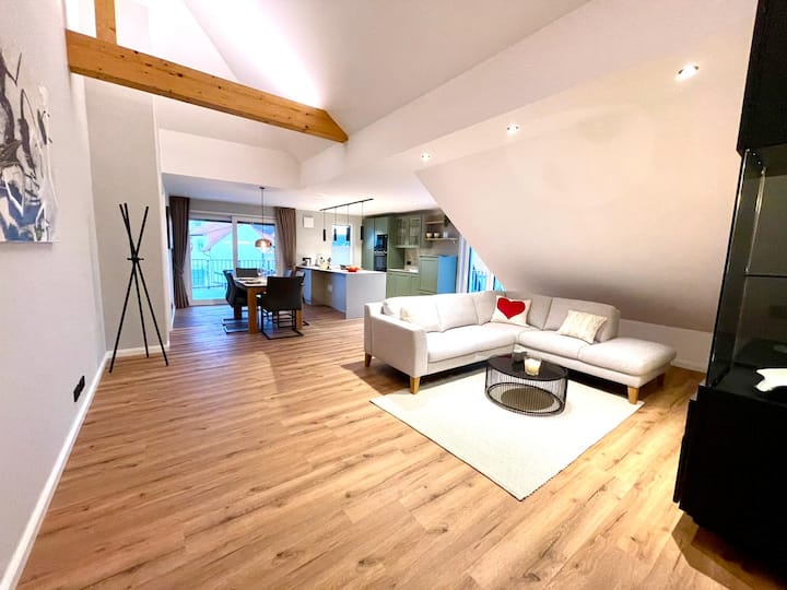 Smart Living Worms · Penthouse 2br/2ba - Worms