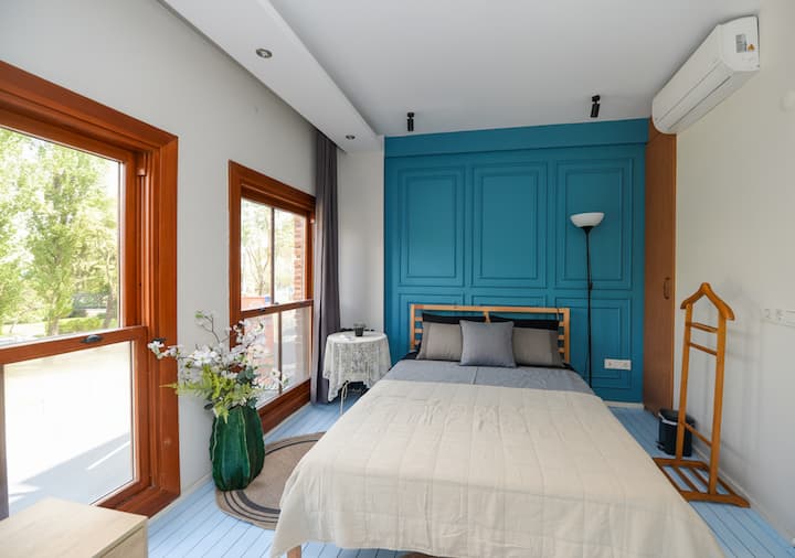 New & Cozy 4br Apartment | Balat, Istanbul Seaside - Fatih