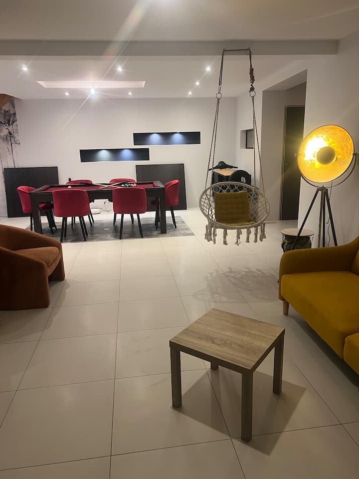 Grande Maison Atypique – Idéal Groupes & Ski - Jougne