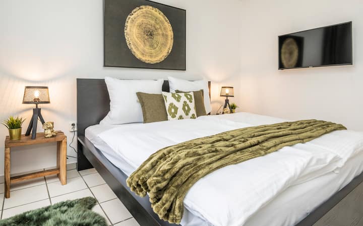 3-zimmer Mit Balkon, Zentral, Uni, Smart-tv - Essen