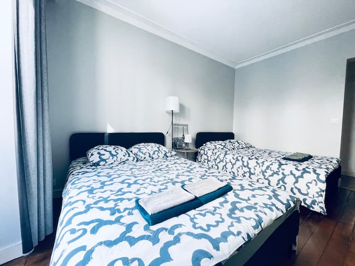 Eiffel Harmony - Paris