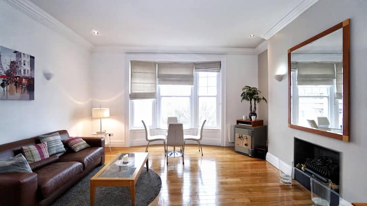 Bright Modern Apartment In The Heart Of Dublin - Dublin