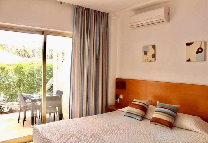 Apt Em Hotel 3* C/ Varanda, Piscina, Jardim & Park - Altura