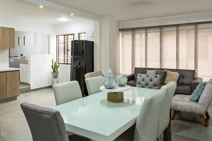 Hermoso Y Central Apartamento En Caucasia. - Caucasia