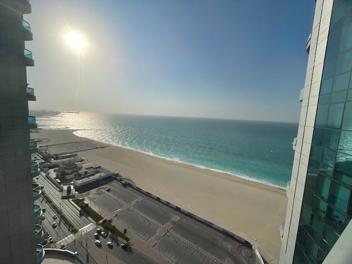 Sunny 2br Beachfront Apartment In Ajman - Ajman