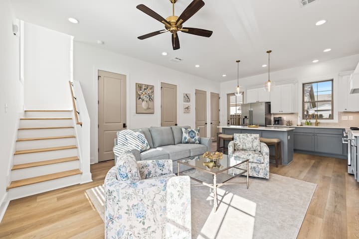 Steiner Home | River Ranch-king Bed-2 Masters - Lafayette, LA