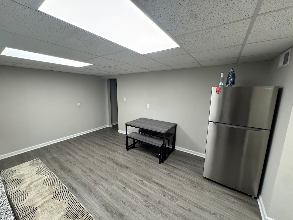 Monroe 1BR Near Downtown, Hospital & Wingate - Guest suites for Rent in ...