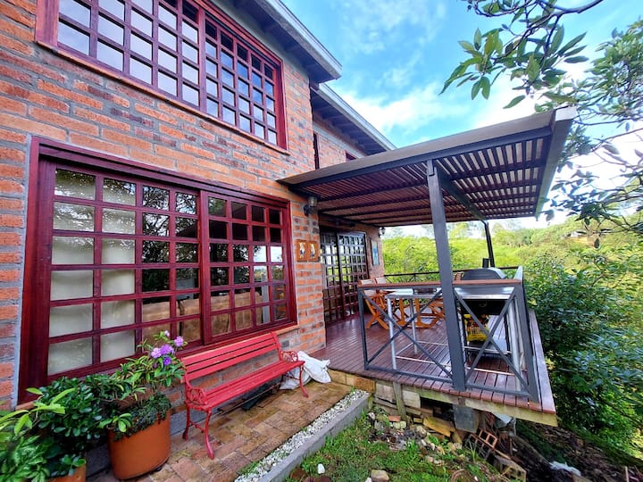 Encantadora Villa En La Naturaleza - Rionegro