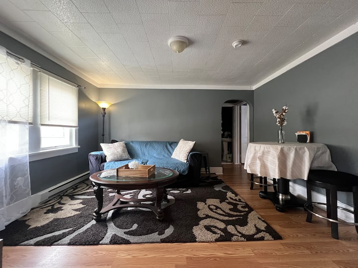 (A) Coming Into Town For Any Event! - Scottdale, PA