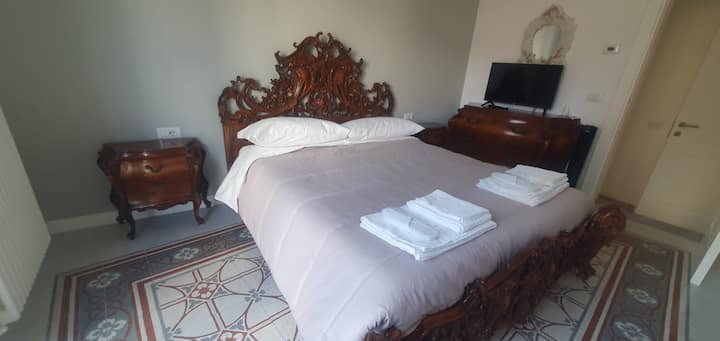 Palazzo Mateola Luxury Rooms '800 - Matera