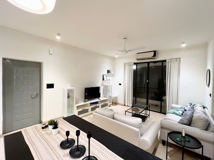 New Luxury 2bhk Appartment With Swimming Pool View - Goa