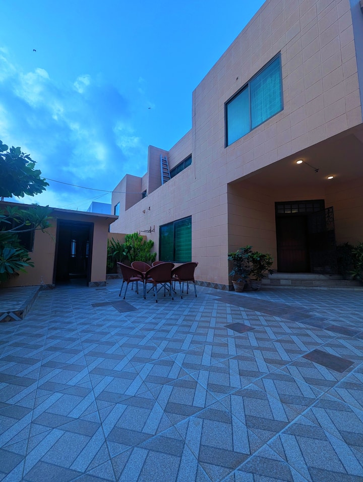 Your Home Away From Home In Karachi. - Karachi