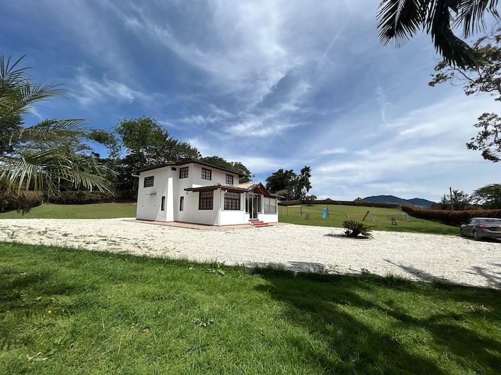 Finca La Colina - Oriente Antioqueño - La Ceja