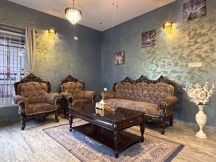 Luxury 2-bhk In Banshankari | Smart Tv | Ac | Wifi - Bengaluru