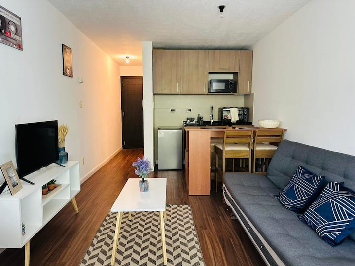 Excelente Apartamento En Parque Rodó, Con Balcón‼️ - Montevideo