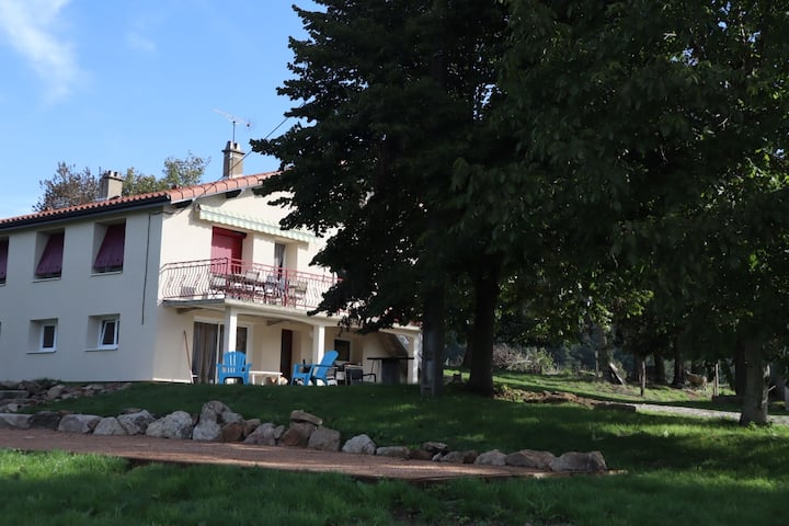 Les Berlingots 
Gîte 10/12personnes
Nature/confort - Monistrol-sur-Loire