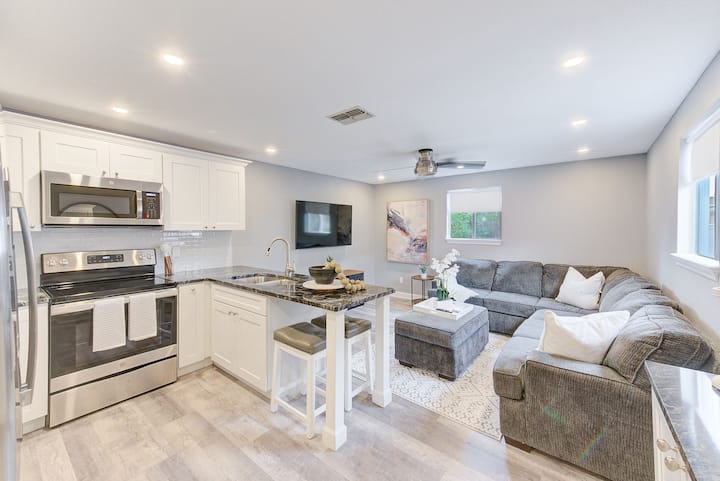 Private Guest House In The Heart Of Tampa - Tampa, FL