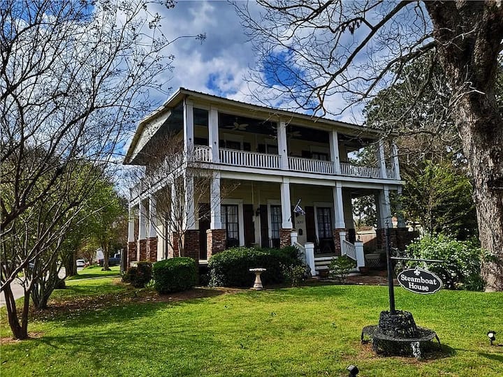 The Steamboat House - Natchitoches, LA