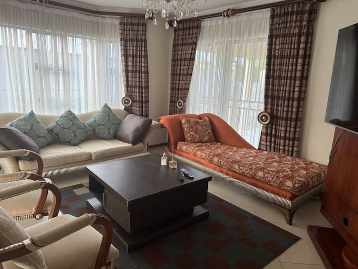 City View-suburban Escape With Pool In Maseru Town - Lesotho