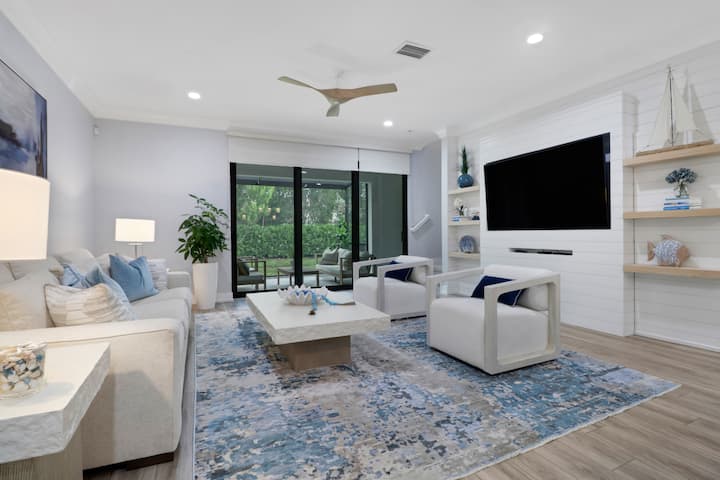 Coastal Flavor - Vineyards, FL