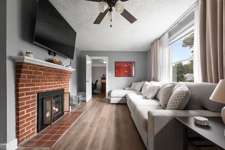 River City Haven: 10‑person Richmond Home - Wyndham, VA