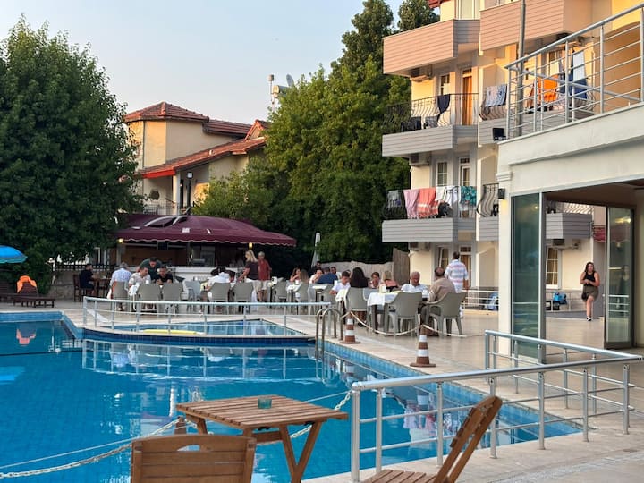 Merkezi Konumda Size öZel Konforlu Oda - Fethiye