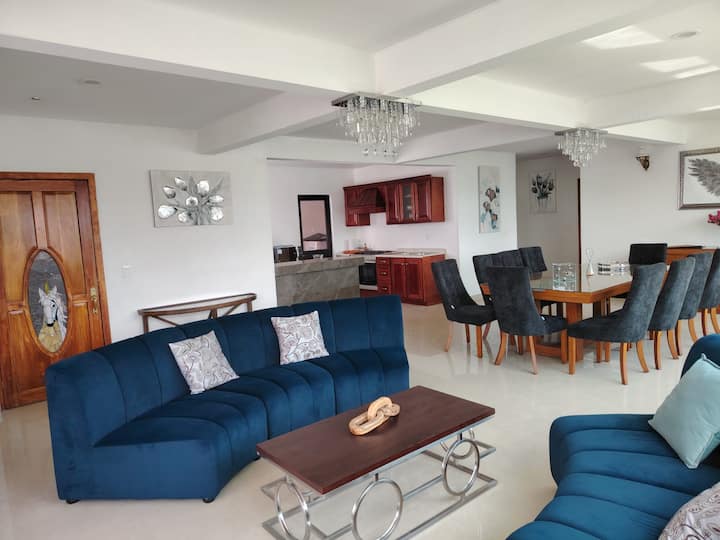 Departamento Cómodo, Seguro Y Con Amplio Jardín. - Pachuca