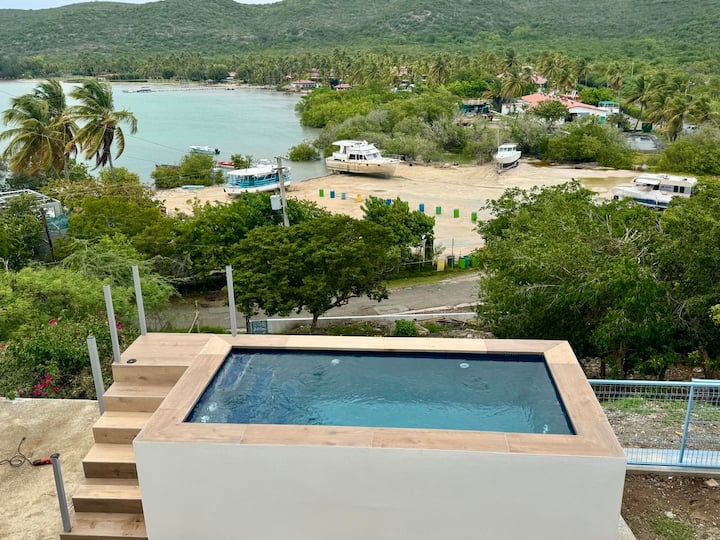 Gilligans Bayview - Guanica