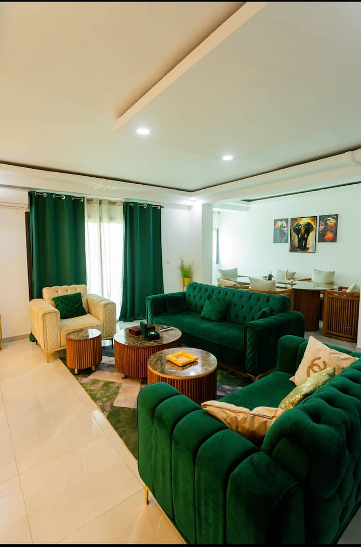 Cocody Abidjan : Appartement Meublé 3 Pièces - Abidjan