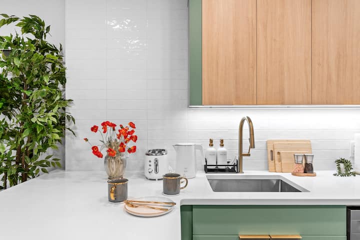 Large 3br2ba, Walk To Path, Sleeps 10 - 紐約, NY