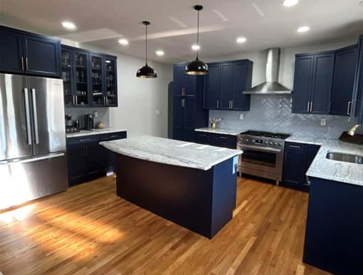 Spacious Modern Living - 揚克斯