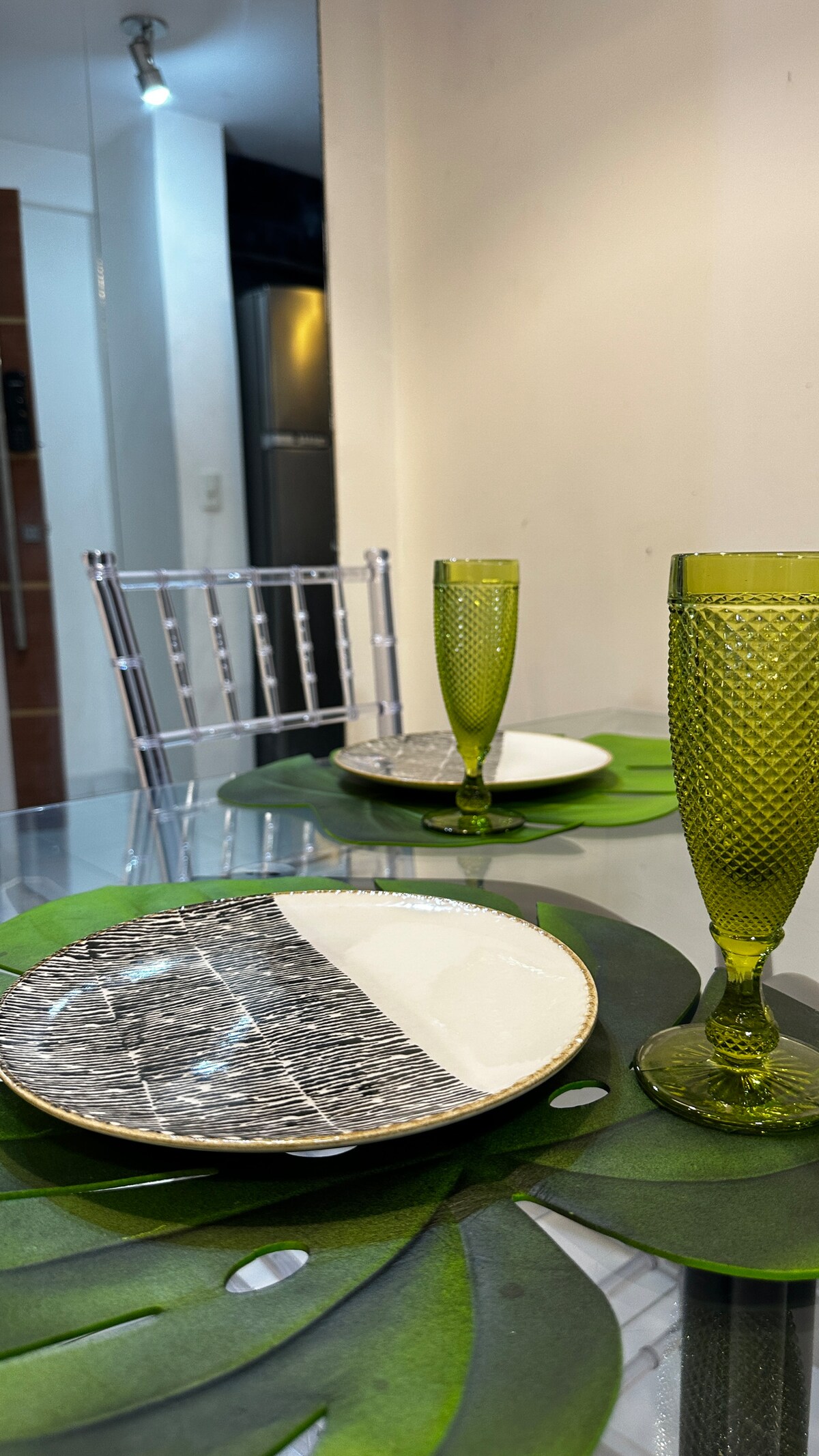 Blue Tower 300 Meter vom Strand entfernt mit Pool - Wohnungen zur Miete ...