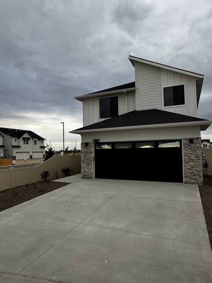 Home Away From Home - Meridian, ID