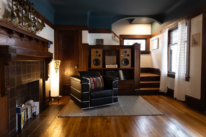 The Mariner House - Cleveland, OH