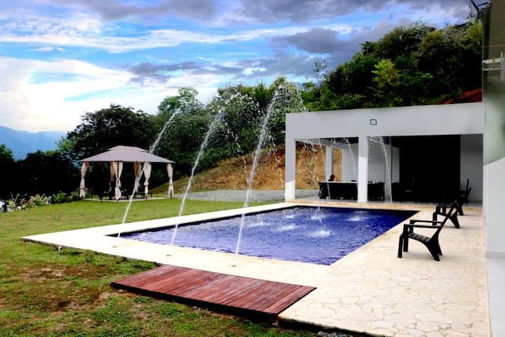 Hermosa Finca En Santa Fe De Antioquia - Santa Fé de Antioquia