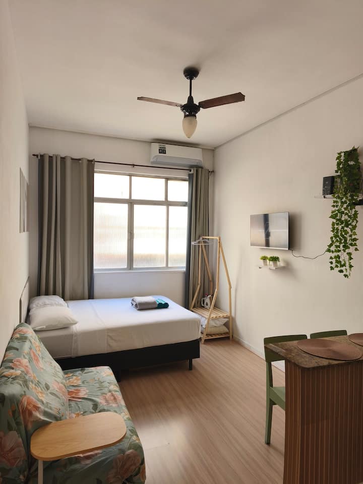 Apartamento 1 Quadra Da Praia(leia A Descrição) - Copacabana