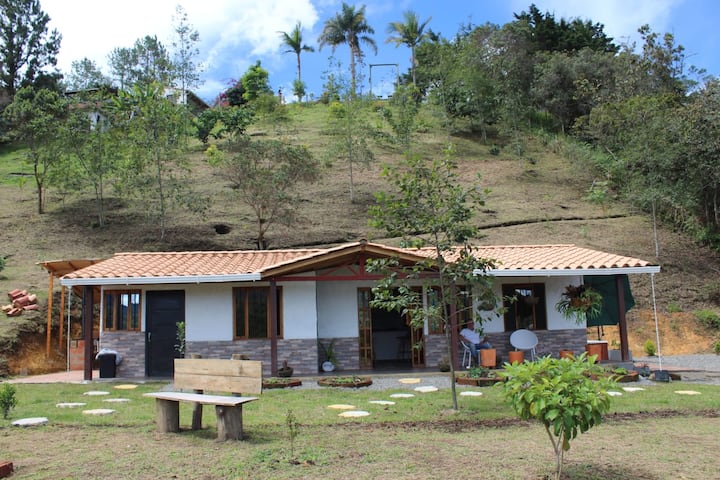 Alma Farm House - Girardota