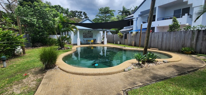 Quiet 2 Bedroom Oasis In Cairns North - Cairns