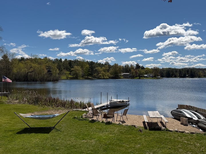 Lakeside Cottage- Waterfront, Paddle, Fish & Relax - Michigan