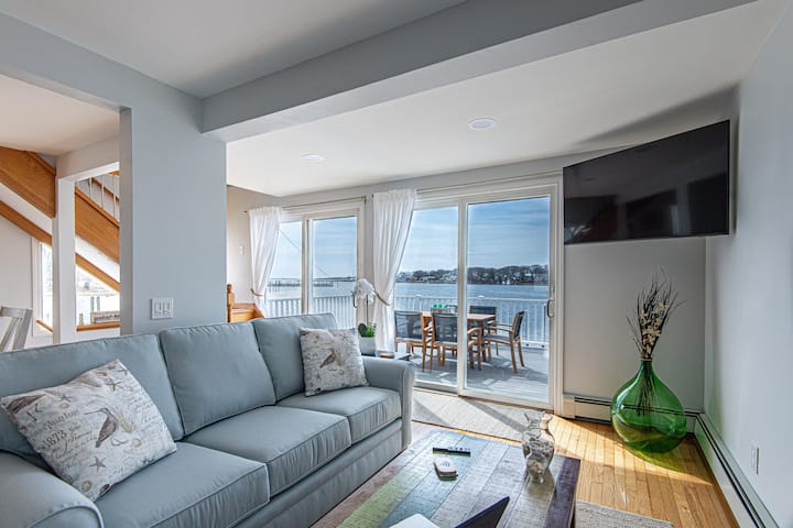 Cove Haven Hideaway - Bristol, RI