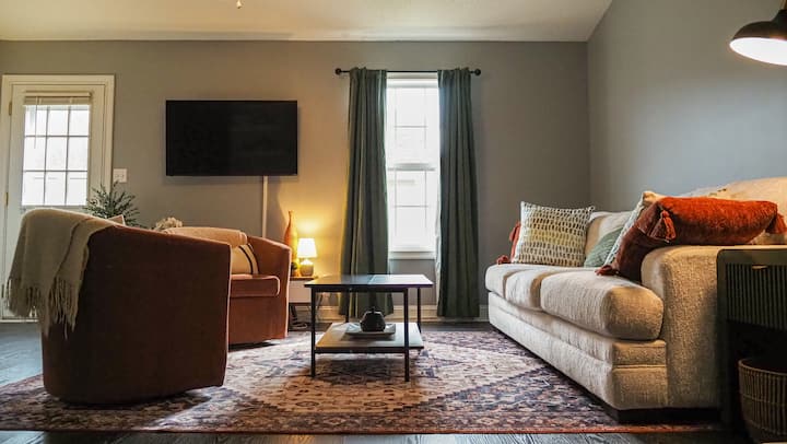 Cozy Knoxville Condo - Neyland Stadium Knoxville