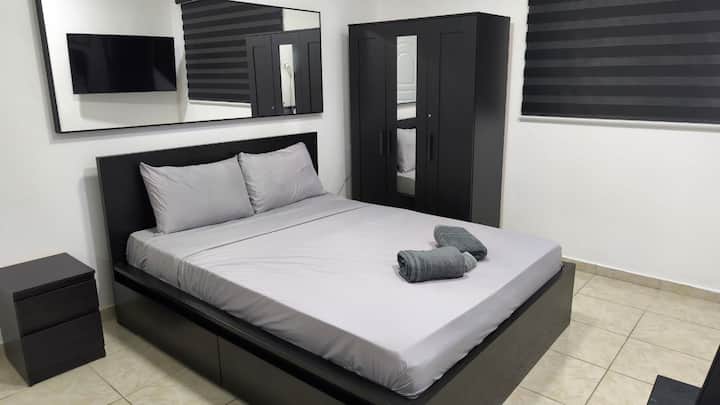 1-br Studio W/ Pool + Fast Wi-fi + Walk To Beach! - Sosúa