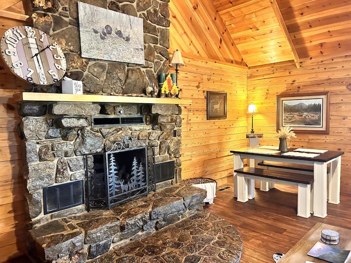 Whitetail Hollow Cabin - Jasper, AR