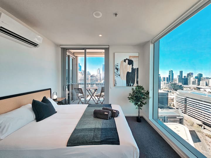 Level 30 Free Parking Water View Pool, Spa & Gym - Melbourne