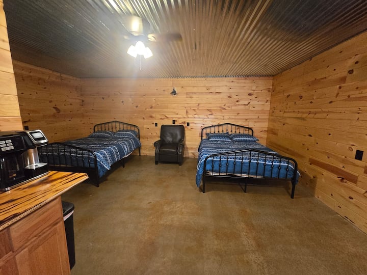Fisherman's Cabin #3 - Pine Creek Lake, Valliant